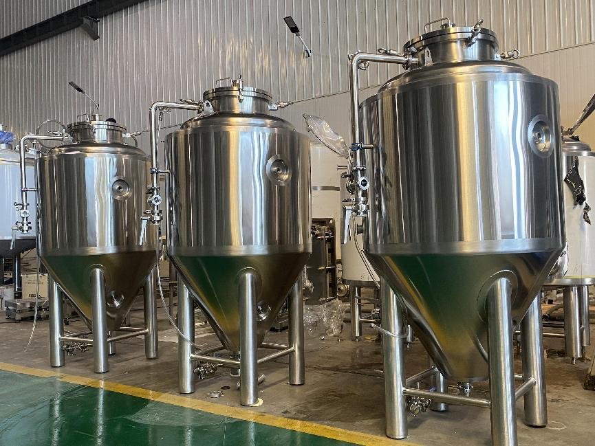 250L Beer Fermenter for Small Batch of Beer Brewing / Jacketed Conical ...